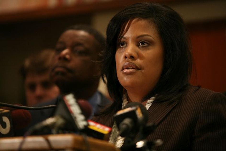 Stephanie Is On Her Own, Now | www.splicetoday.com