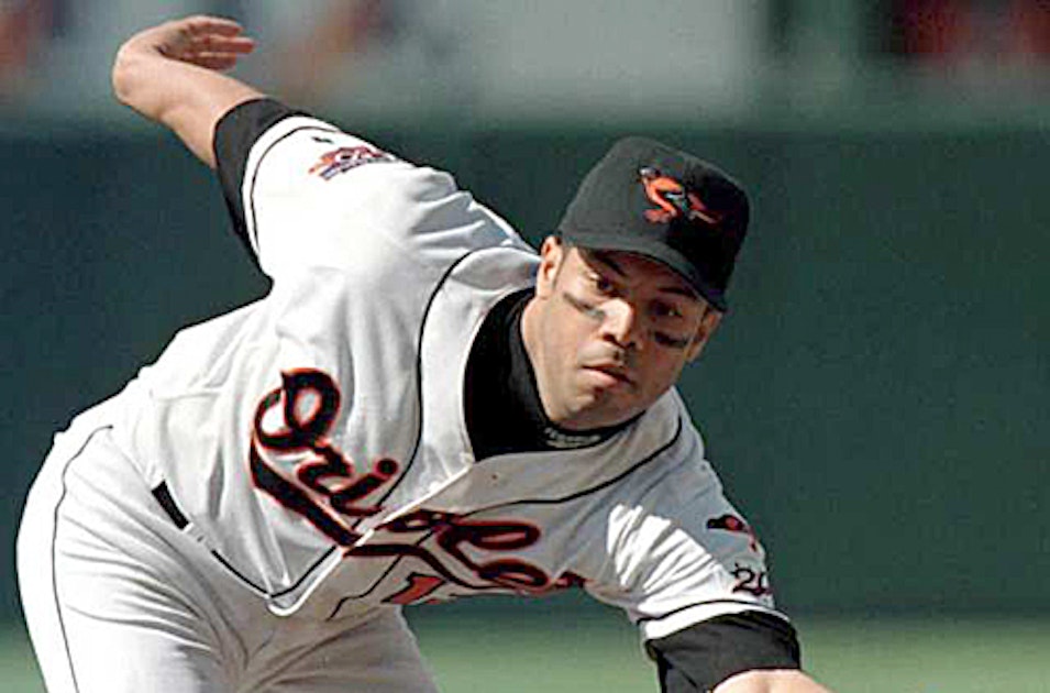 Robbie Alomar Deserved Election to Orioles' Hall of Fame | www ...