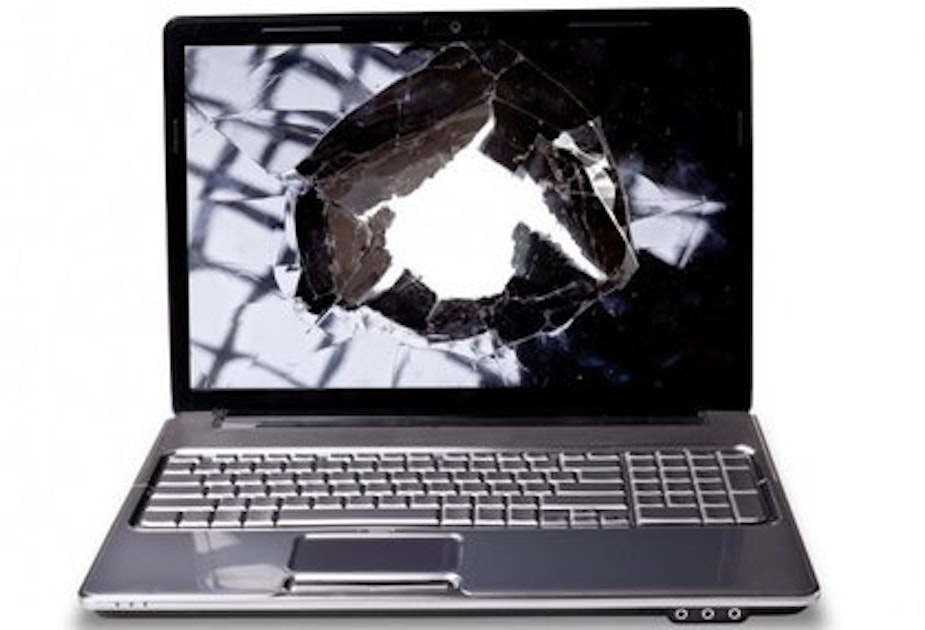 Death of a Laptop | www.splicetoday.com
