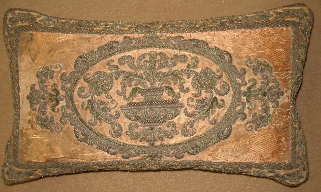 Speed the Pillow | www.splicetoday.com