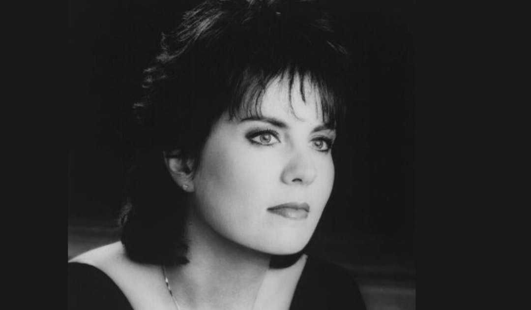 Resounding: Holly Dunn | www.splicetoday.com