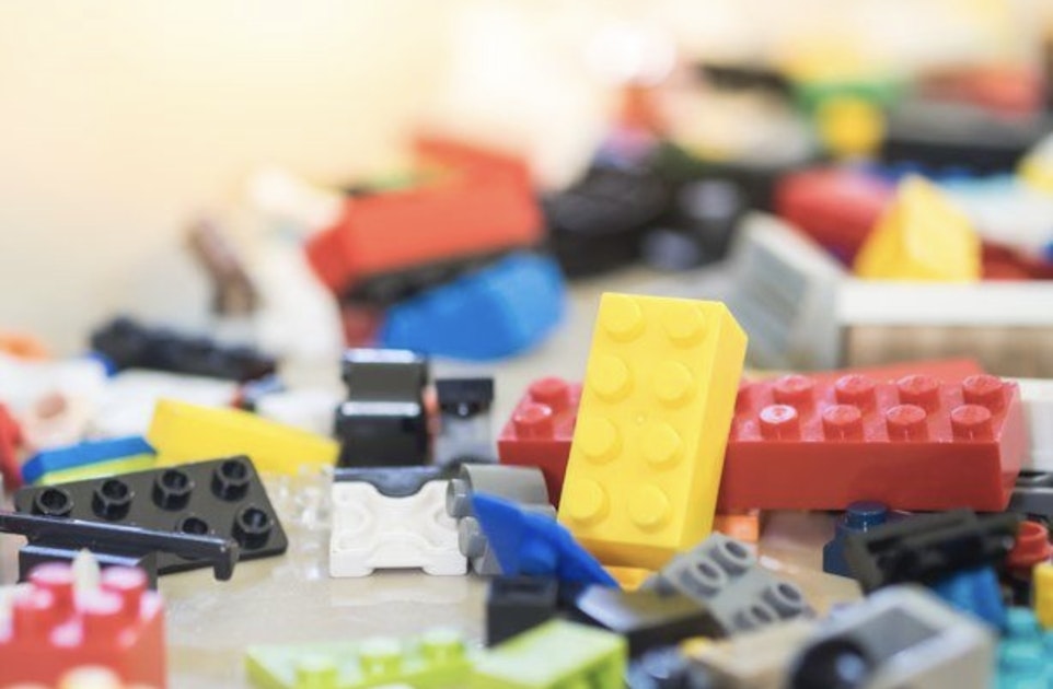 Scattered Legos | www.splicetoday.com