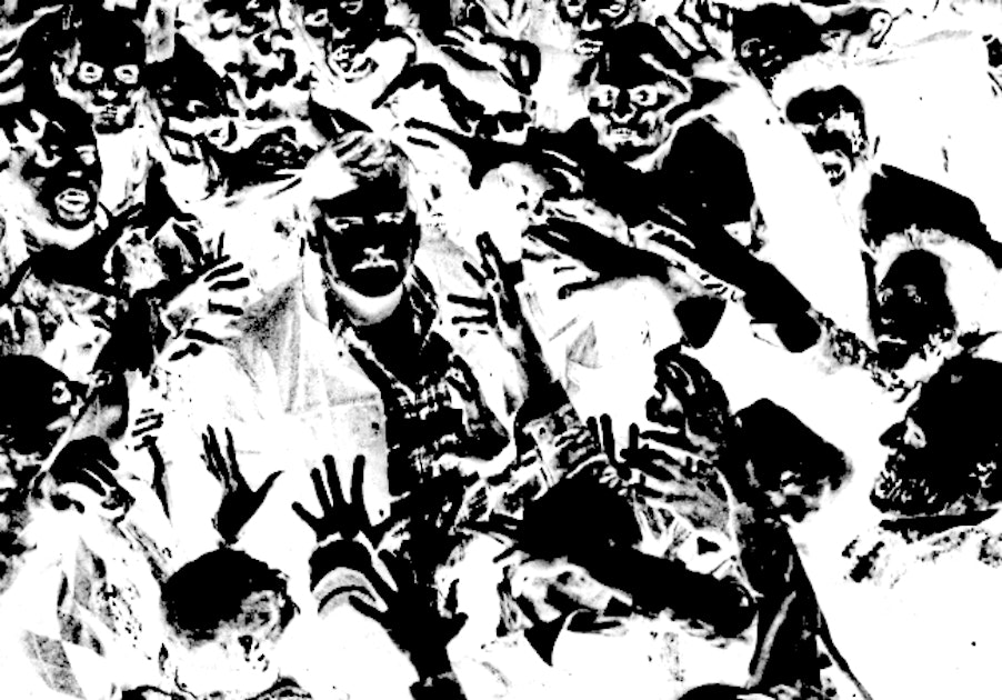 Enzo Meets His Fans | www.splicetoday.com